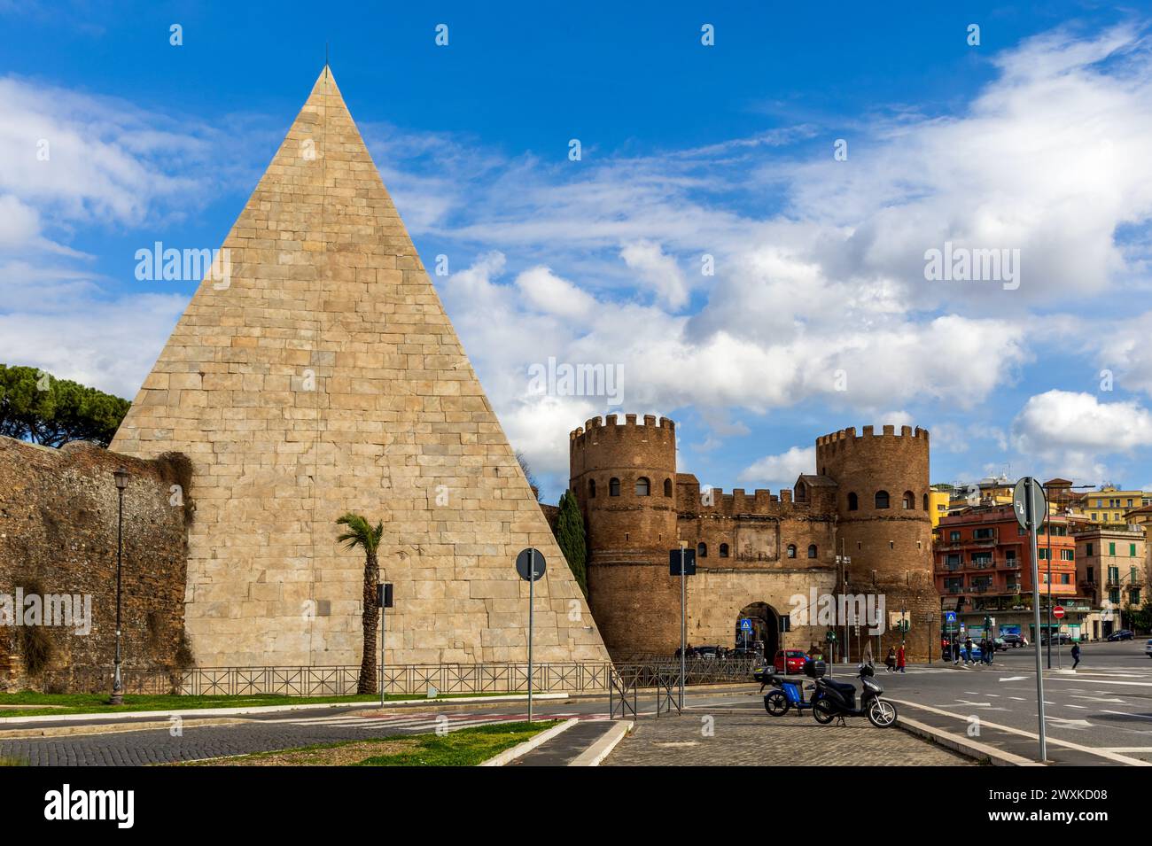Porta San Paolo Gate and ancient Pyramid of Cestius Celsius in Rome ...