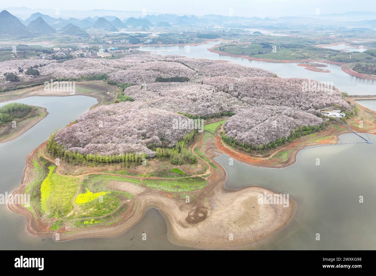 **CHINESE MAINLAND, HONG KONG, MACAU AND TAIWAN OUT** Aerial photo ...