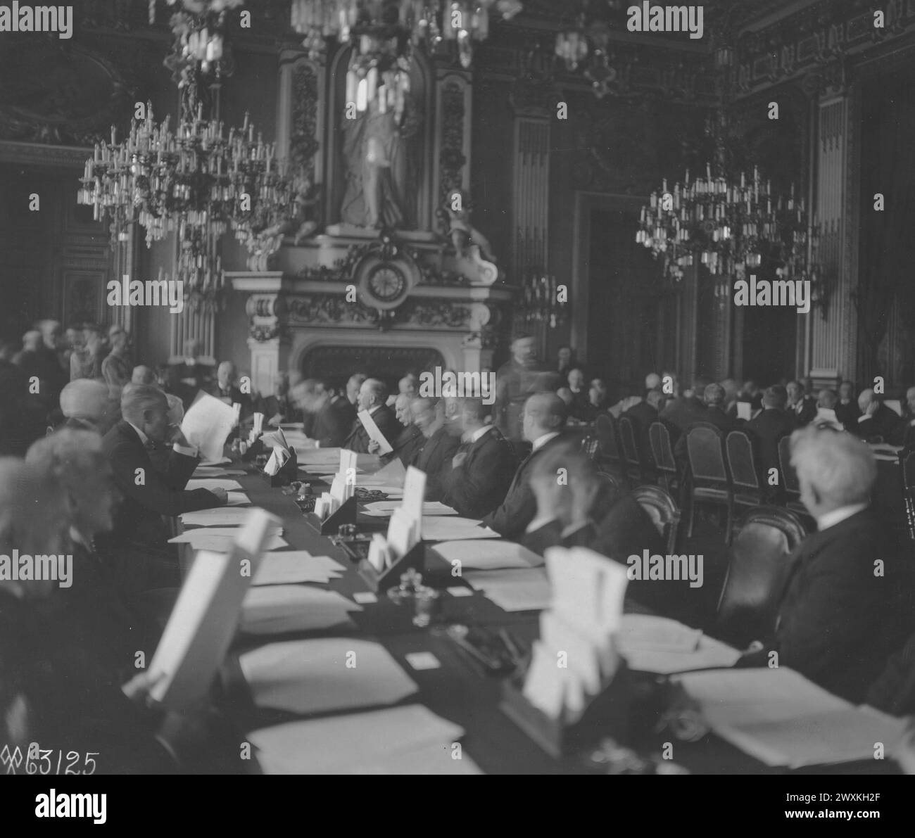 Session 1919 black hi-res stock photography and images - Alamy