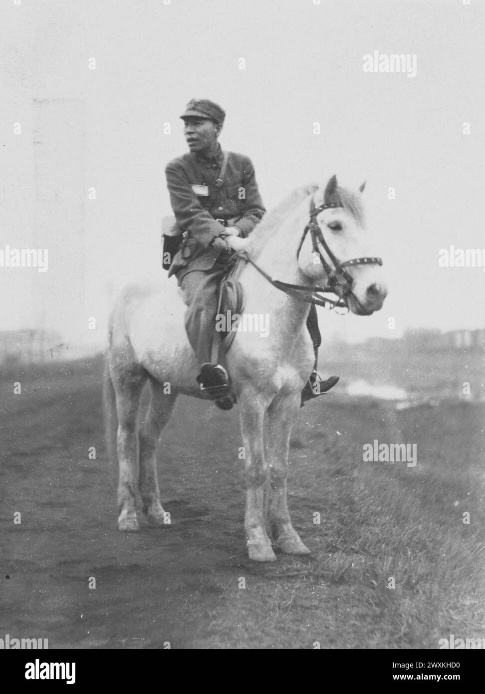 Sino-Japanese War, 1932 -- Woosung garrison commander on horseback ...