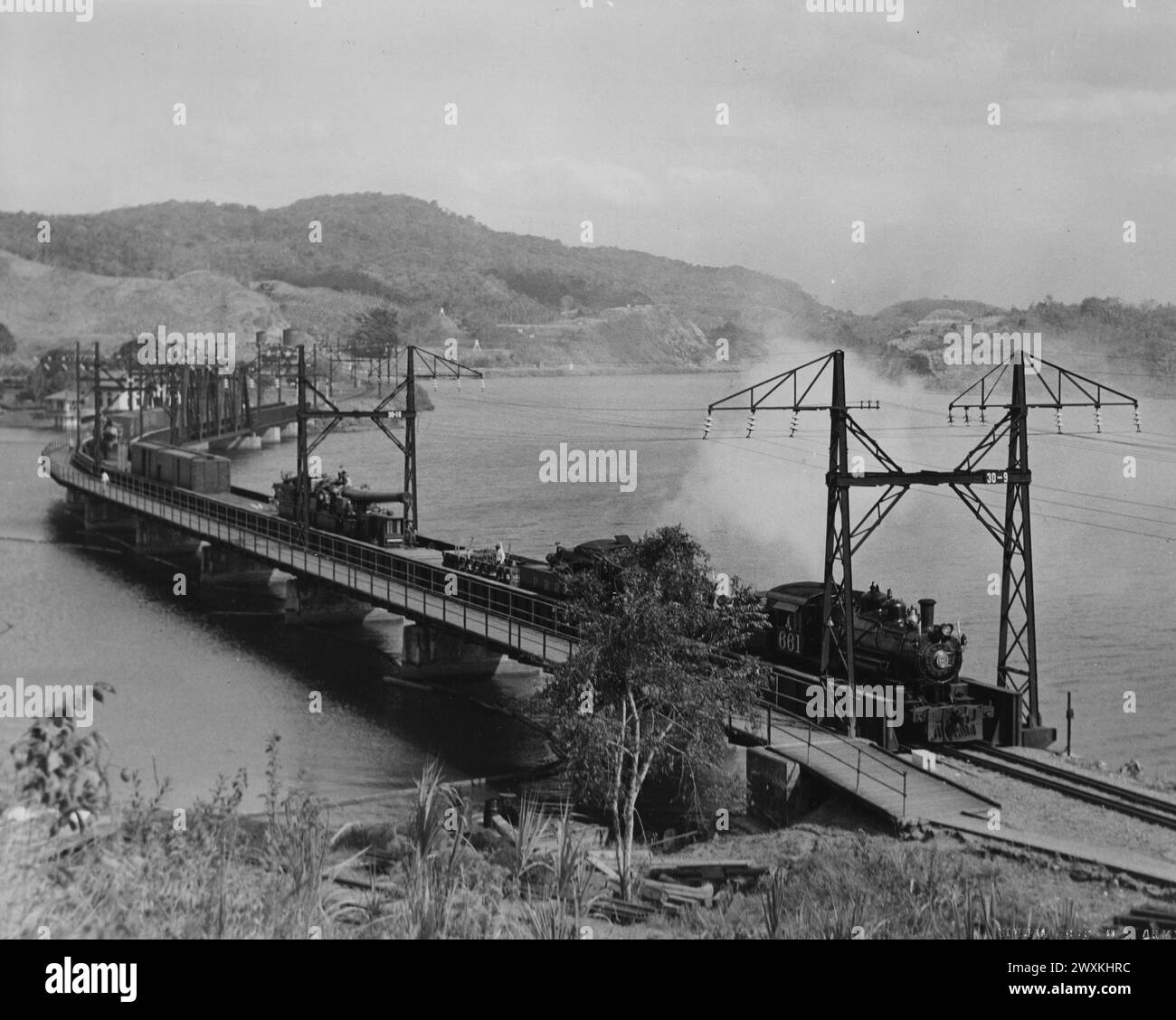 Panama Canal Department. Department Maneuvers. Big Bertha to the rescue ...