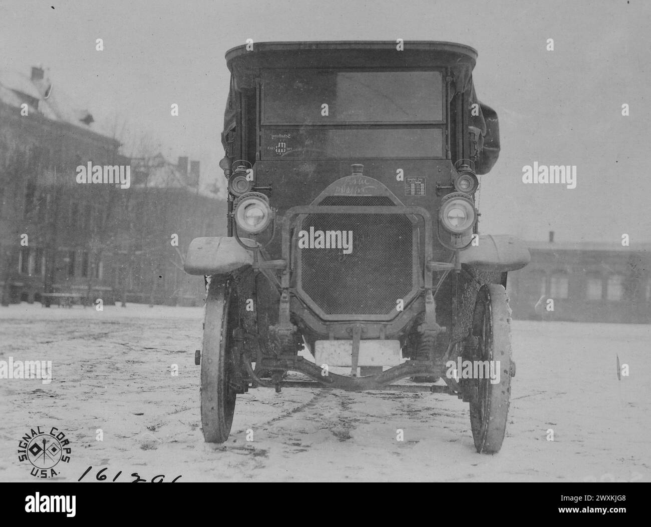 Podeus truck hi-res stock photography and images - Alamy