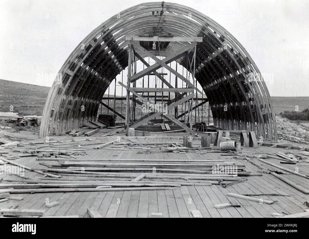 Lower Yanktonai Sioux Tribe: New barn being built on an Indian ...
