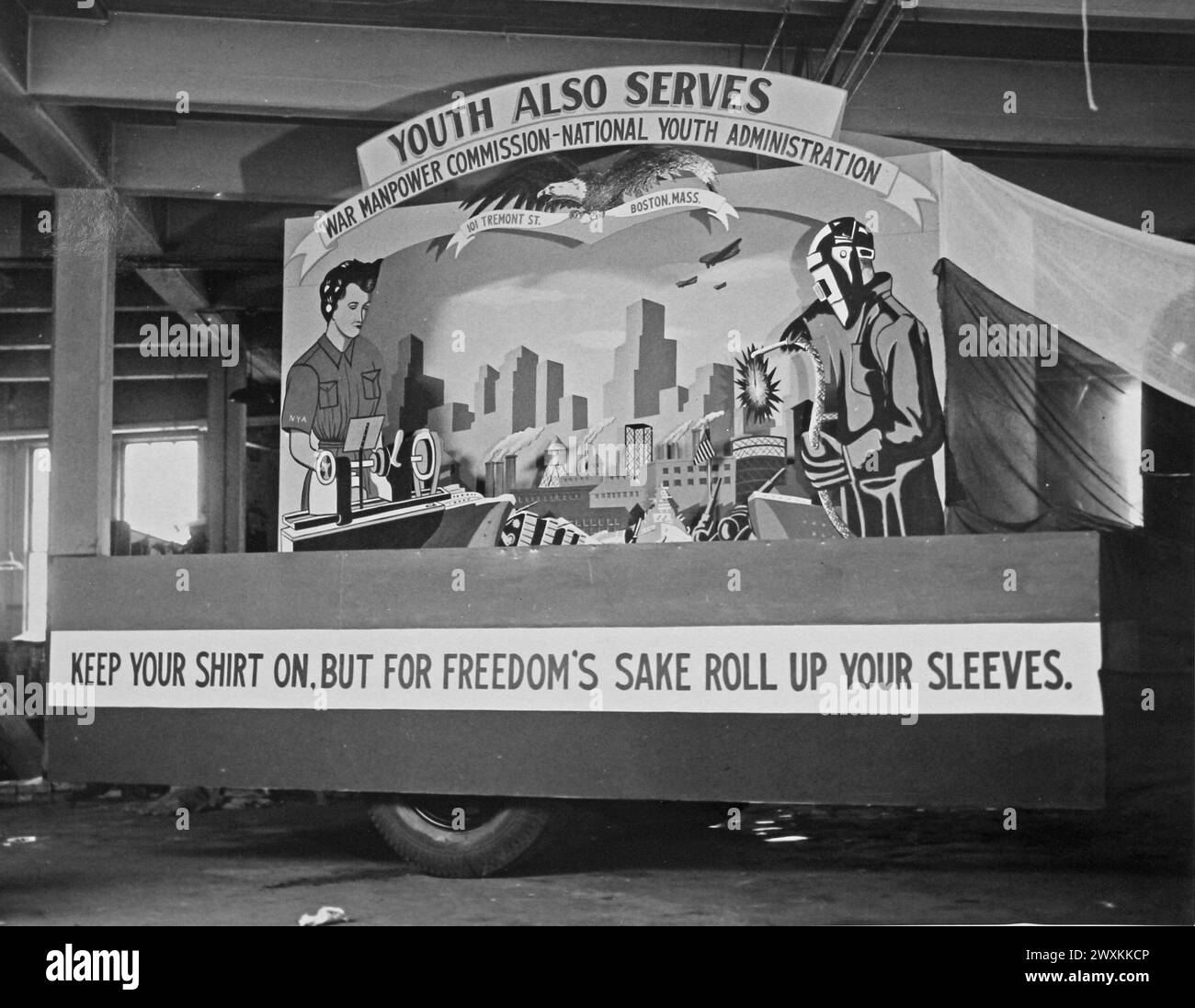 This photograph depicts a float that was used to advertise the War ...