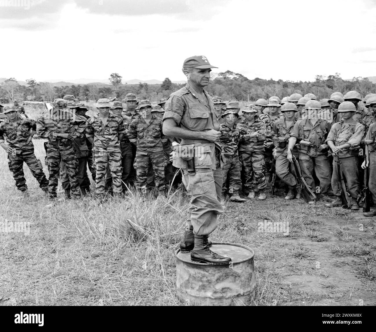 Vietnam War: Brigadier General Willard Pearson of the 101st Airborne ...