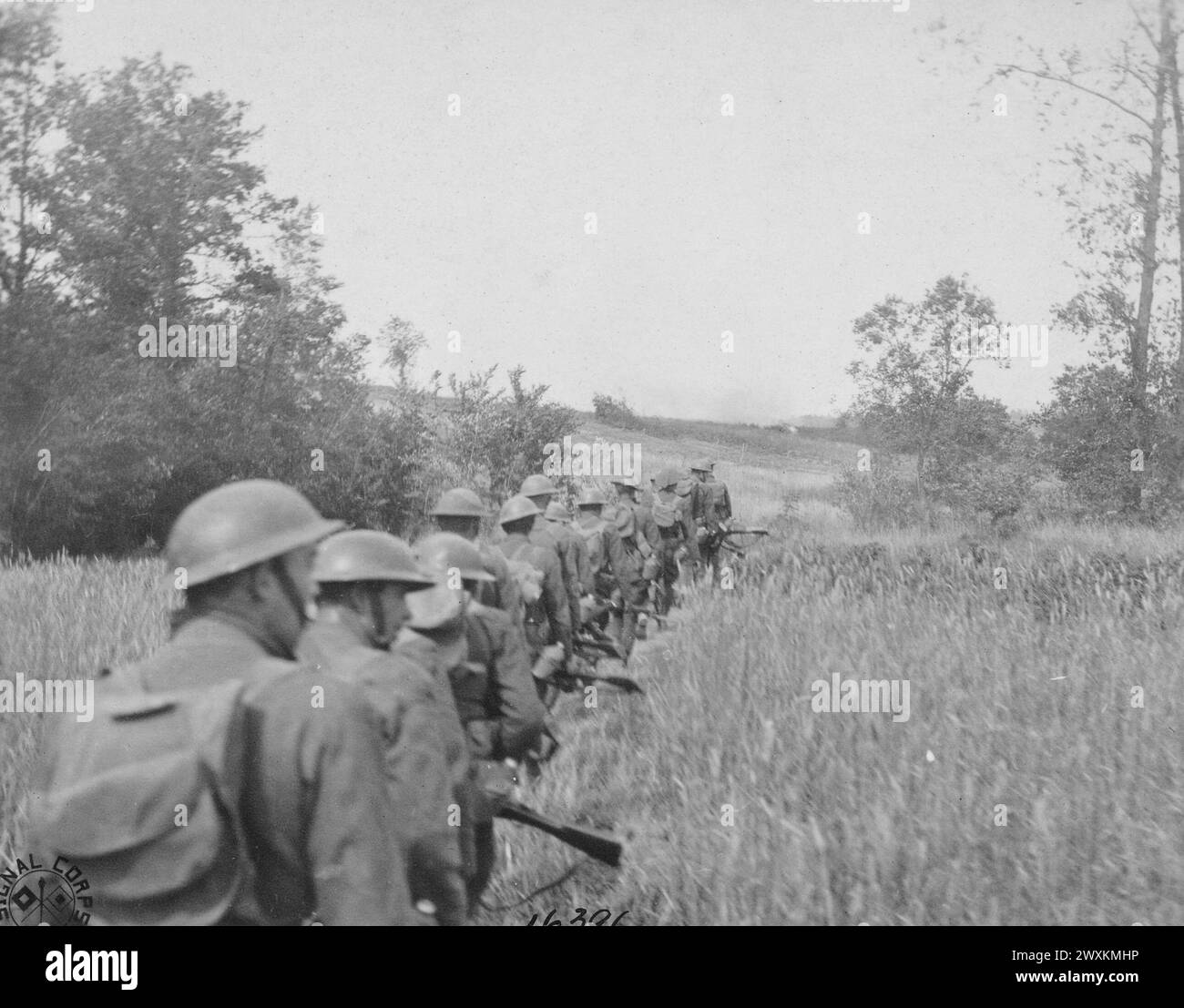 Soldiers from the skirmish line advancing to the front lines; near ... Soldiers from the skirmish line advancing to the front lines; near ...
