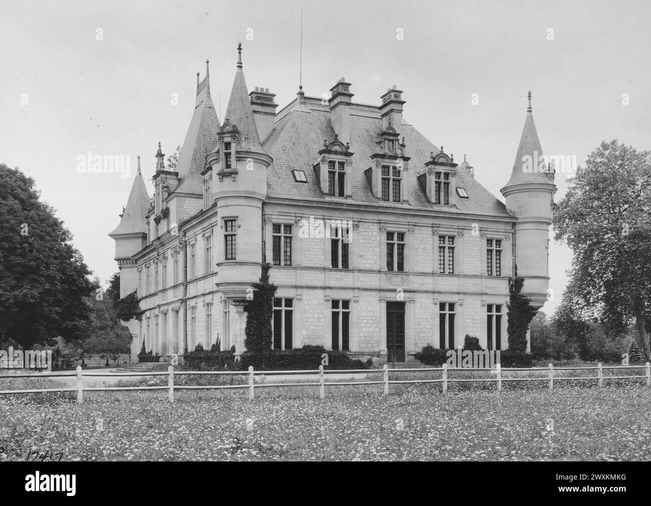 General pershing mansion Black and White Stock Photos & Images - Alamy