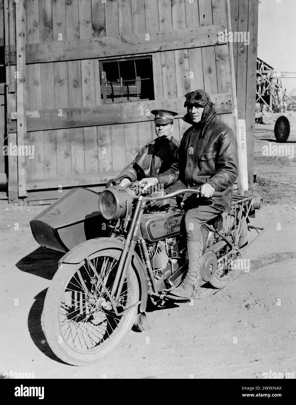 Vintage military motorcycle in Black and White Stock Photos & Images ...