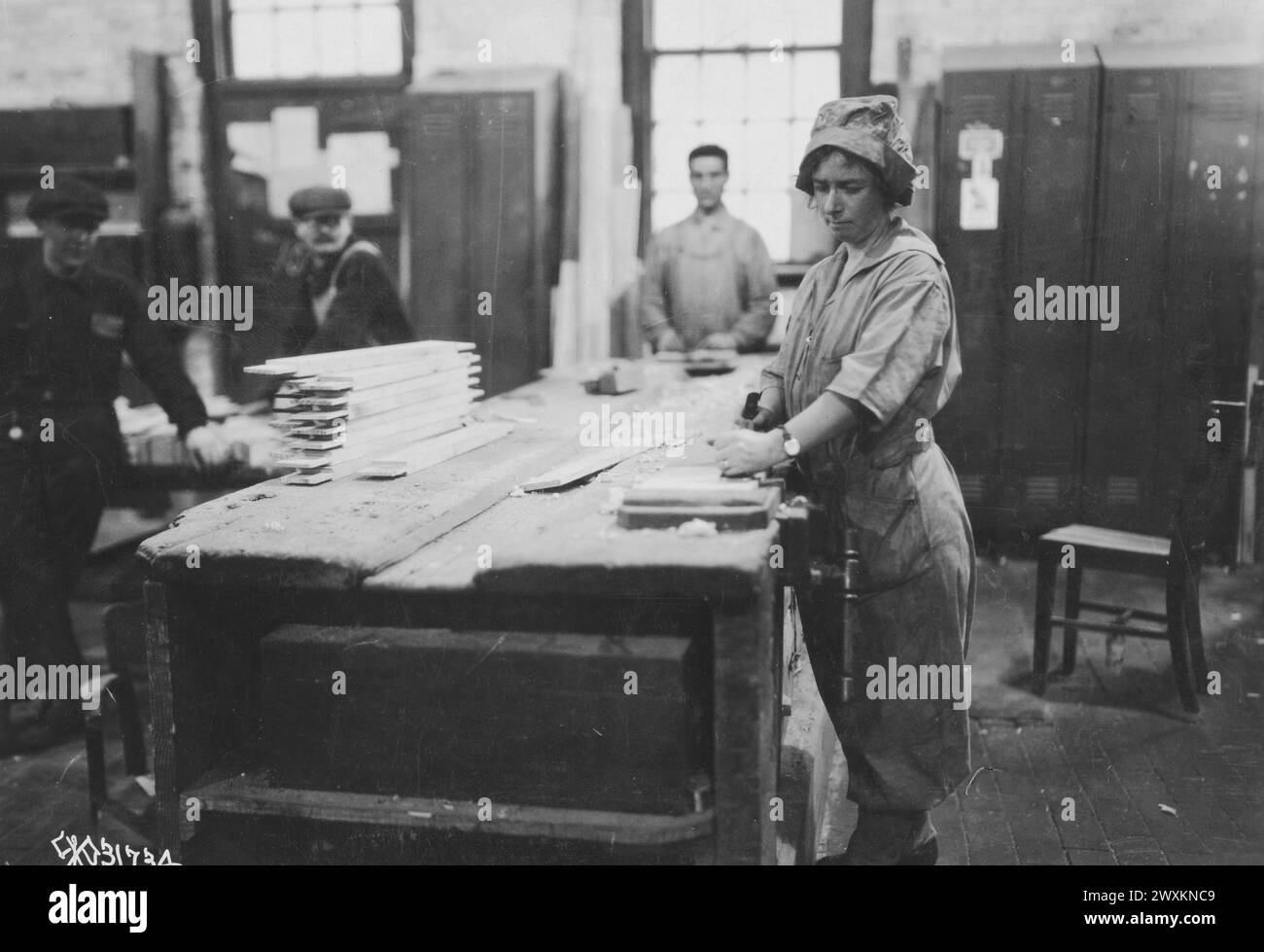 Ww i workers Black and White Stock Photos & Images - Alamy