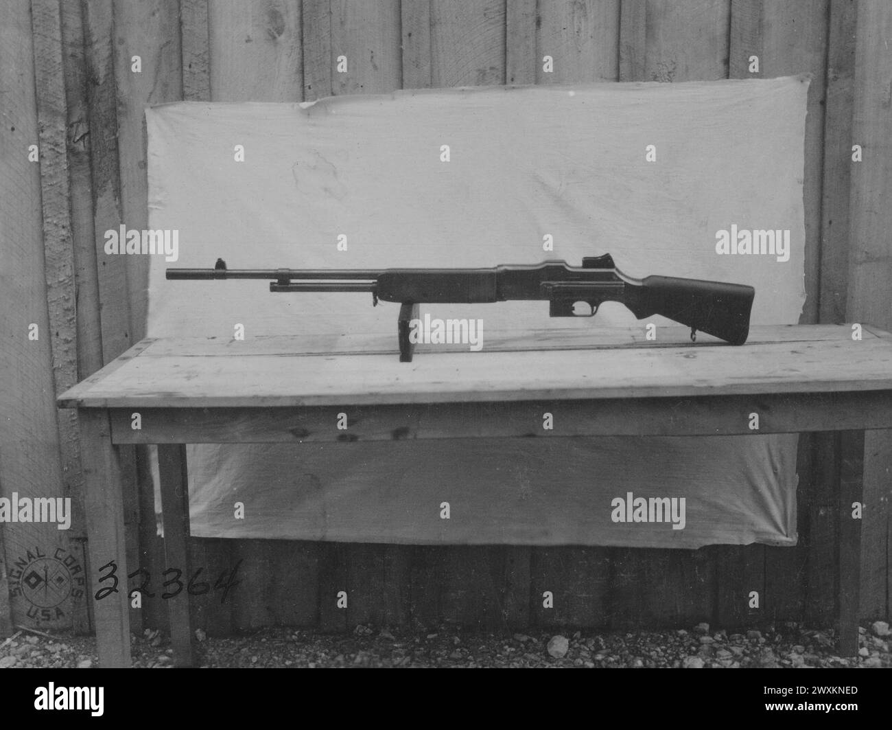 Browning automatic rifle magazine Black and White Stock Photos & Images ...
