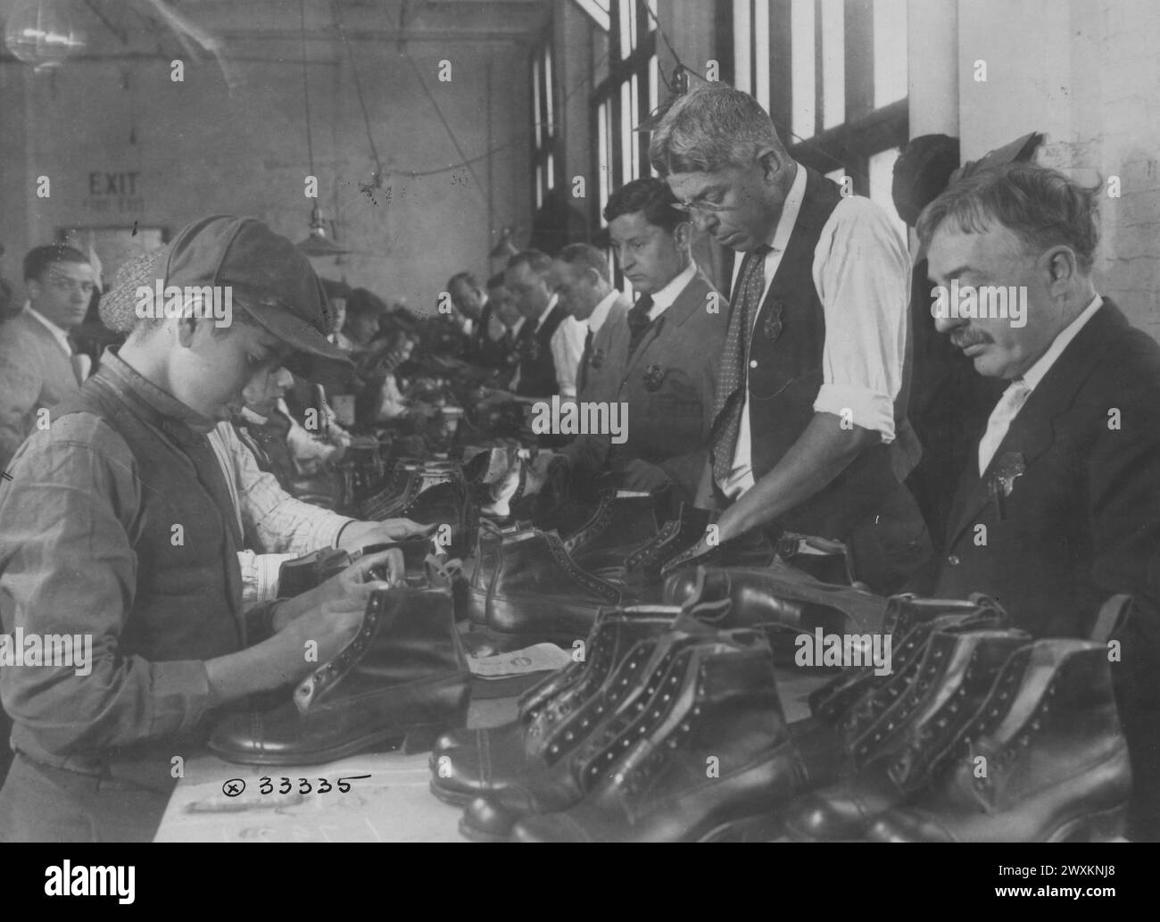 Manufacturing U.S. Army Shoes - Government inspectors making a final ...