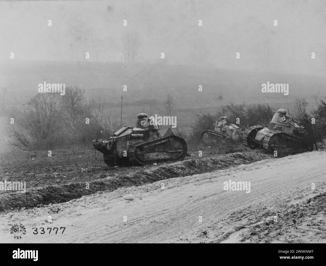 Machine gun nest hi-res stock photography and images - Alamy