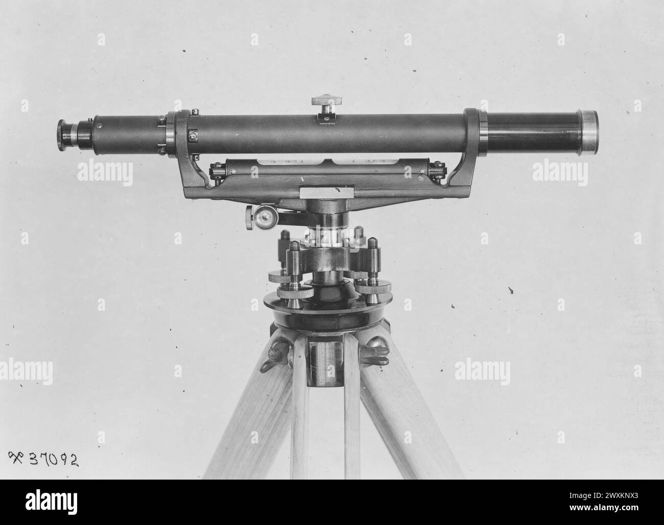 Actual level hi-res stock photography and images - Alamy