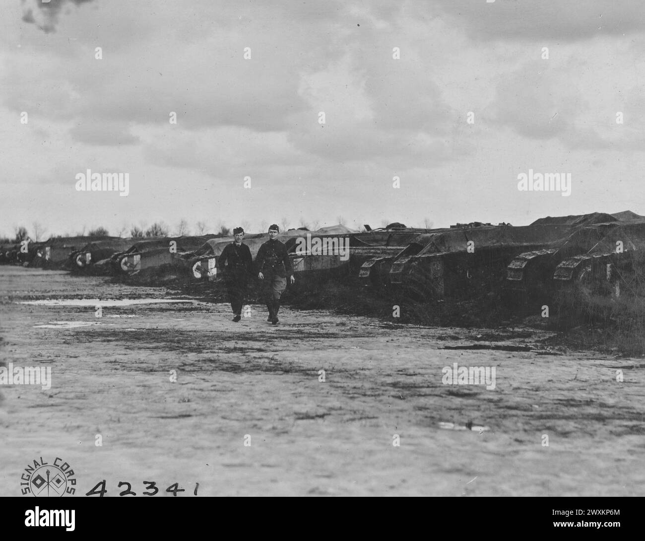 Parked tanks Black and White Stock Photos & Images - Alamy