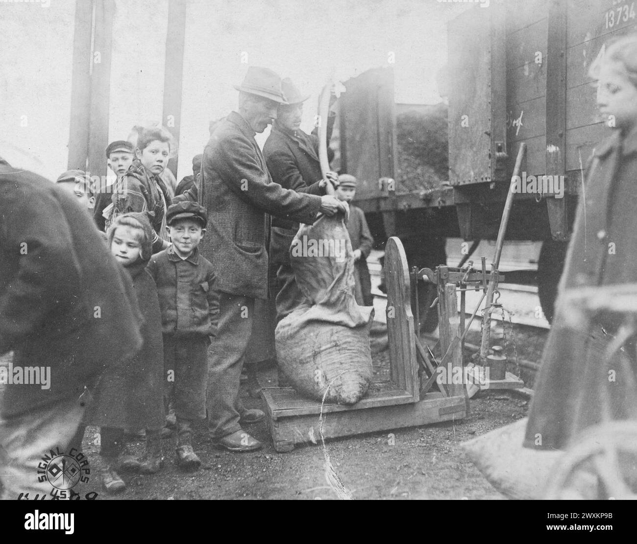 Coal scales hi-res stock photography and images - Alamy