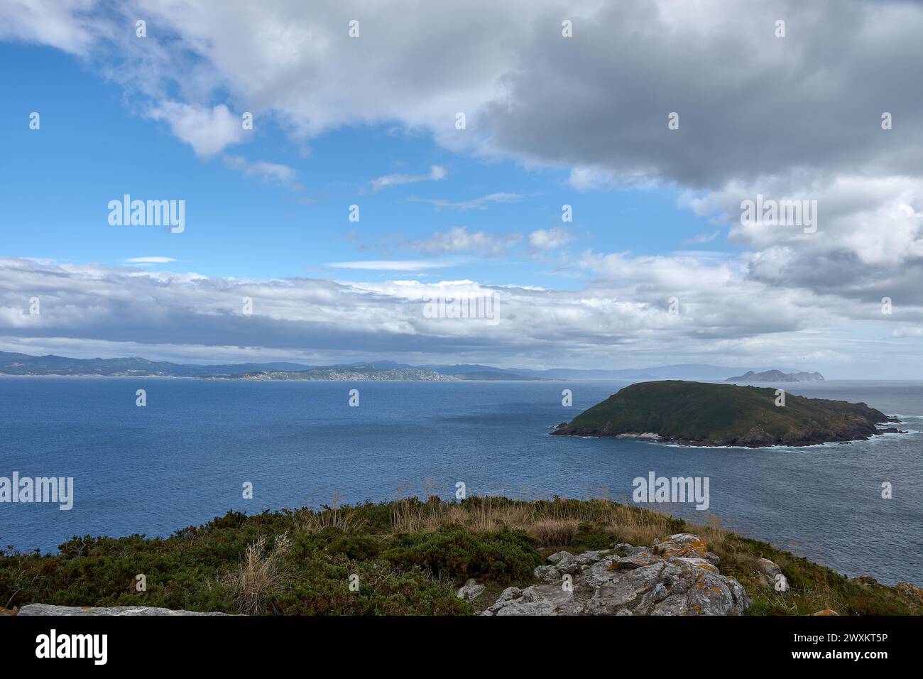 Galicia ons island hi-res stock photography and images - Alamy