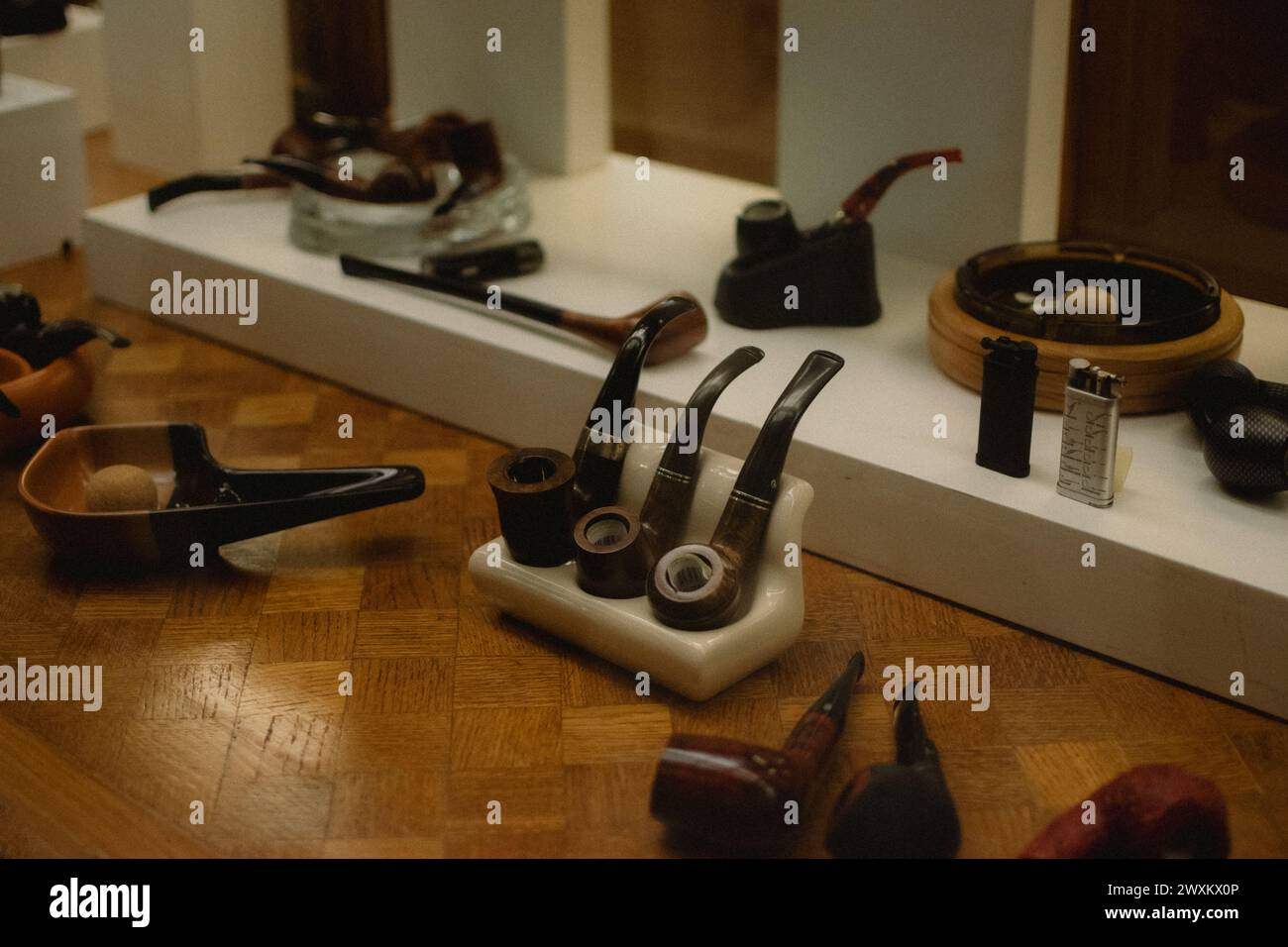 Antique smoking pipes hi-res stock photography and images - Alamy