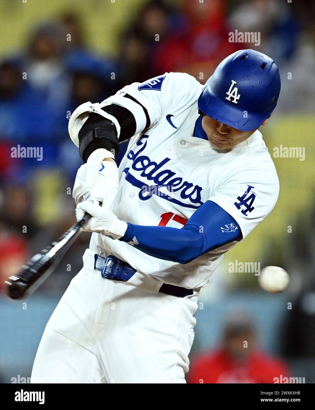Los Angeles Dodgers Shohei Ohtani misses in the 9th inning of the MLB ...