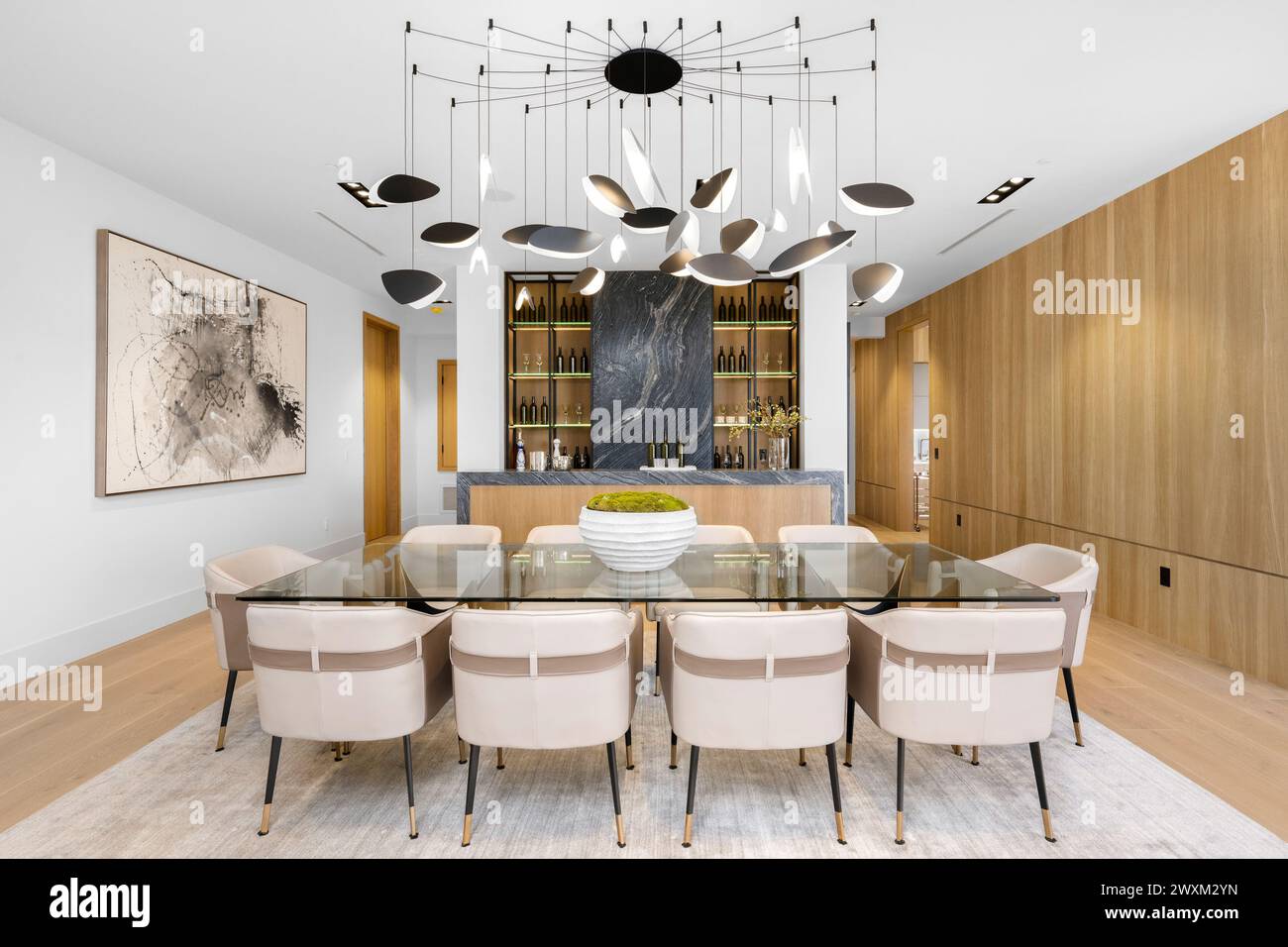 Seating with table lamps hi-res stock photography and images - Alamy