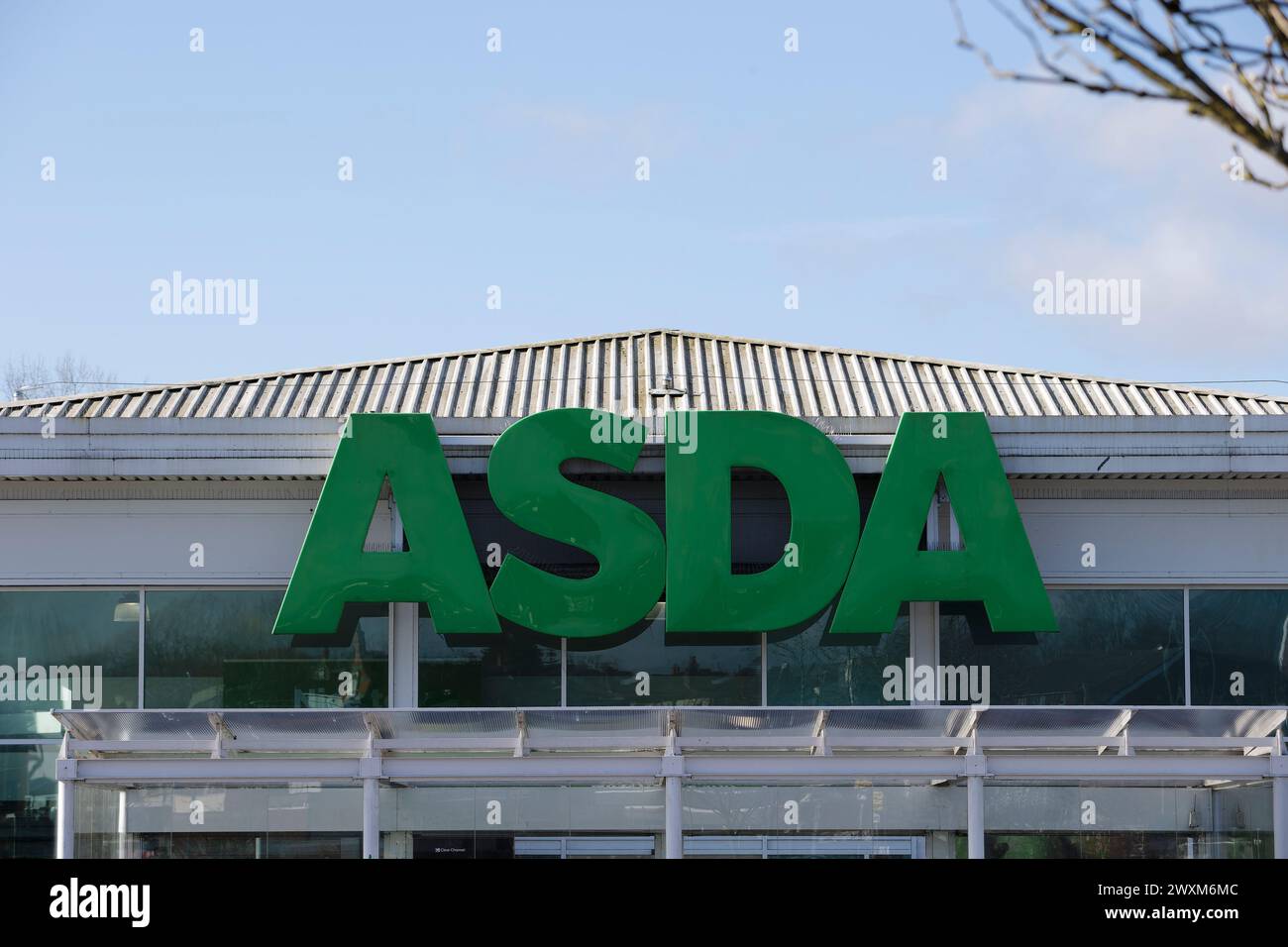 Green asda logo hi-res stock photography and images - Alamy