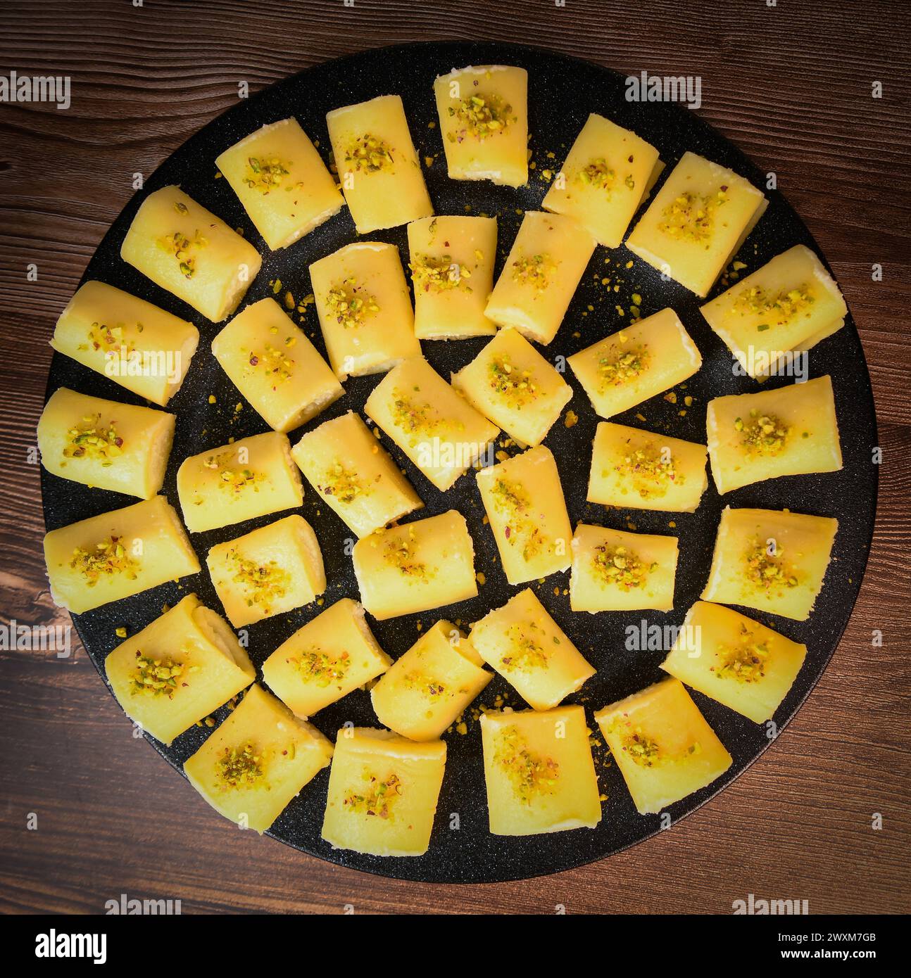 LEBANESE PASTRY RECIPE, ORIENTAL FOOD, HALAWET AL JEBEN, MOZARELLA ...