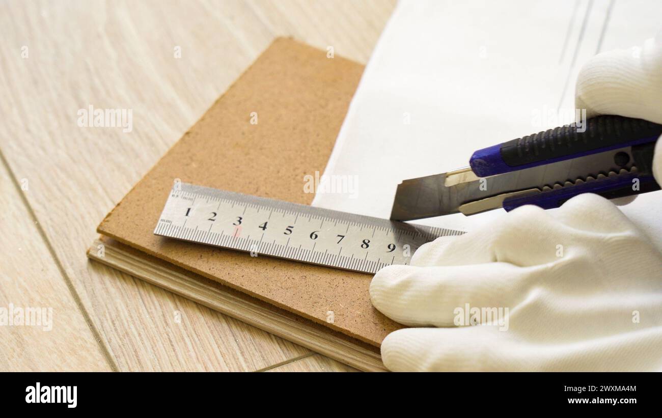 Utility knife tool line hi-res stock photography and images - Alamy