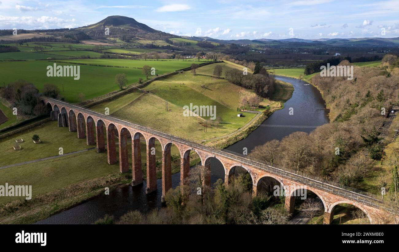 Leaderfoot viaduct drone view hi-res stock photography and images - Alamy