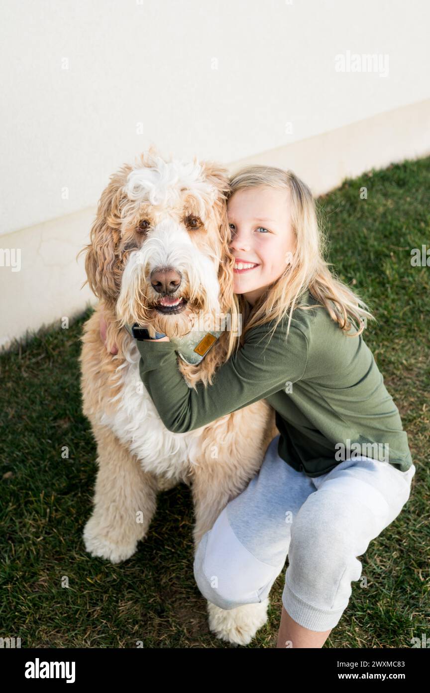 Family dog outside teen play hi-res stock photography and images - Alamy