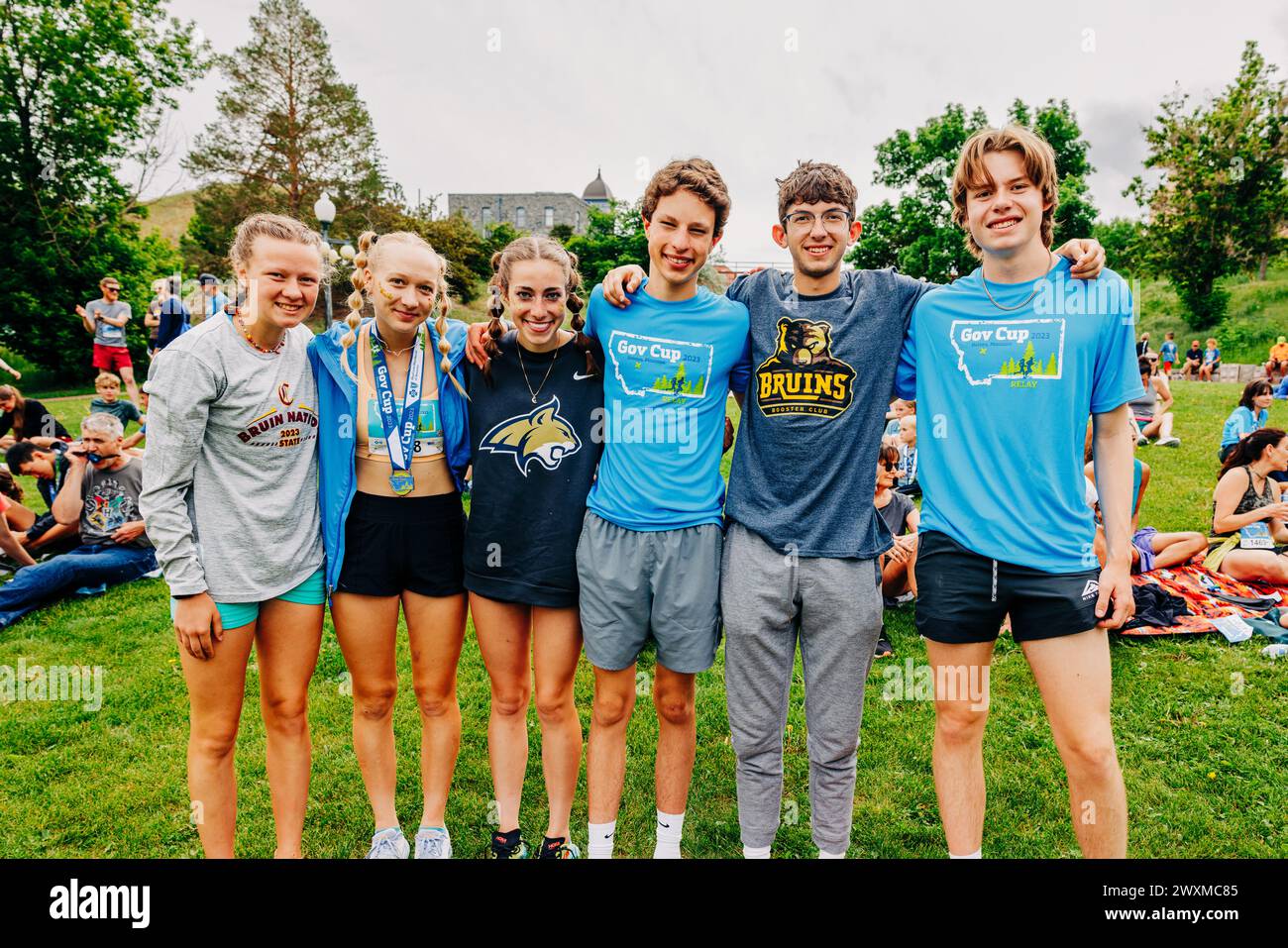 Medal for completing race hi-res stock photography and images - Alamy