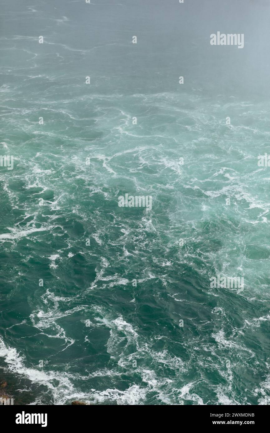 View sea waves wet sand hi-res stock photography and images - Alamy