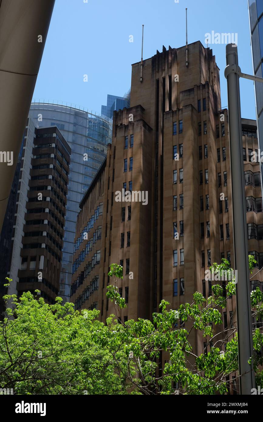 Mutual life assurance building hi-res stock photography and images - Alamy