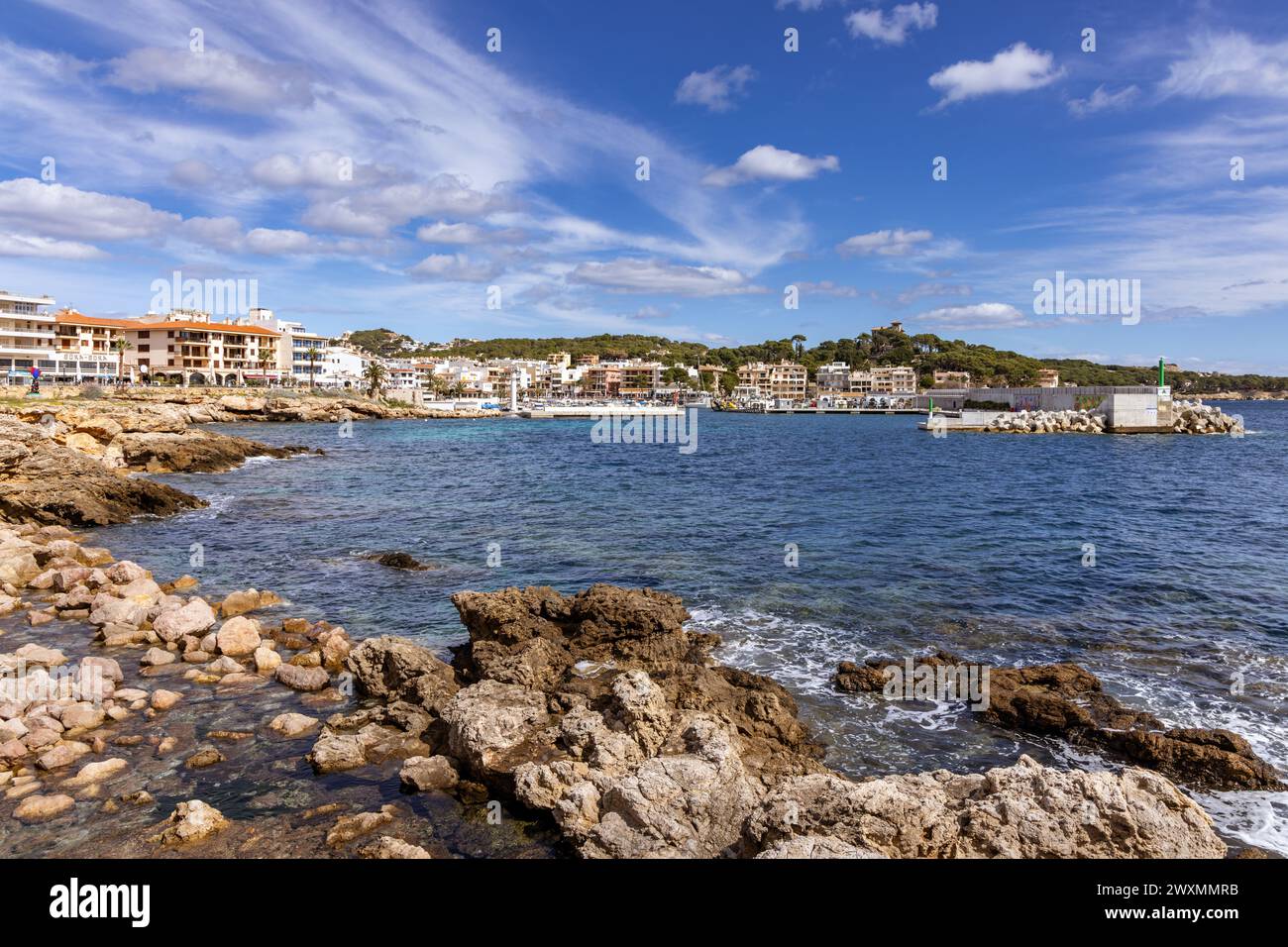 Spain port marina coast maritime hi-res stock photography and images ...