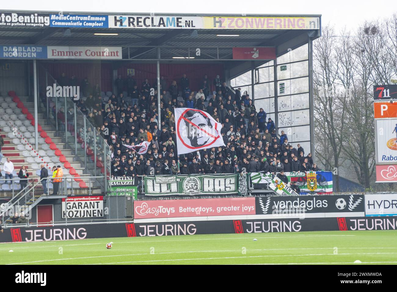 Emmen, Netherlands. 01st Apr, 2024. EMMEN, Stadium Oude Meerdijk, 01-04-2024, season 2023/2024 ...