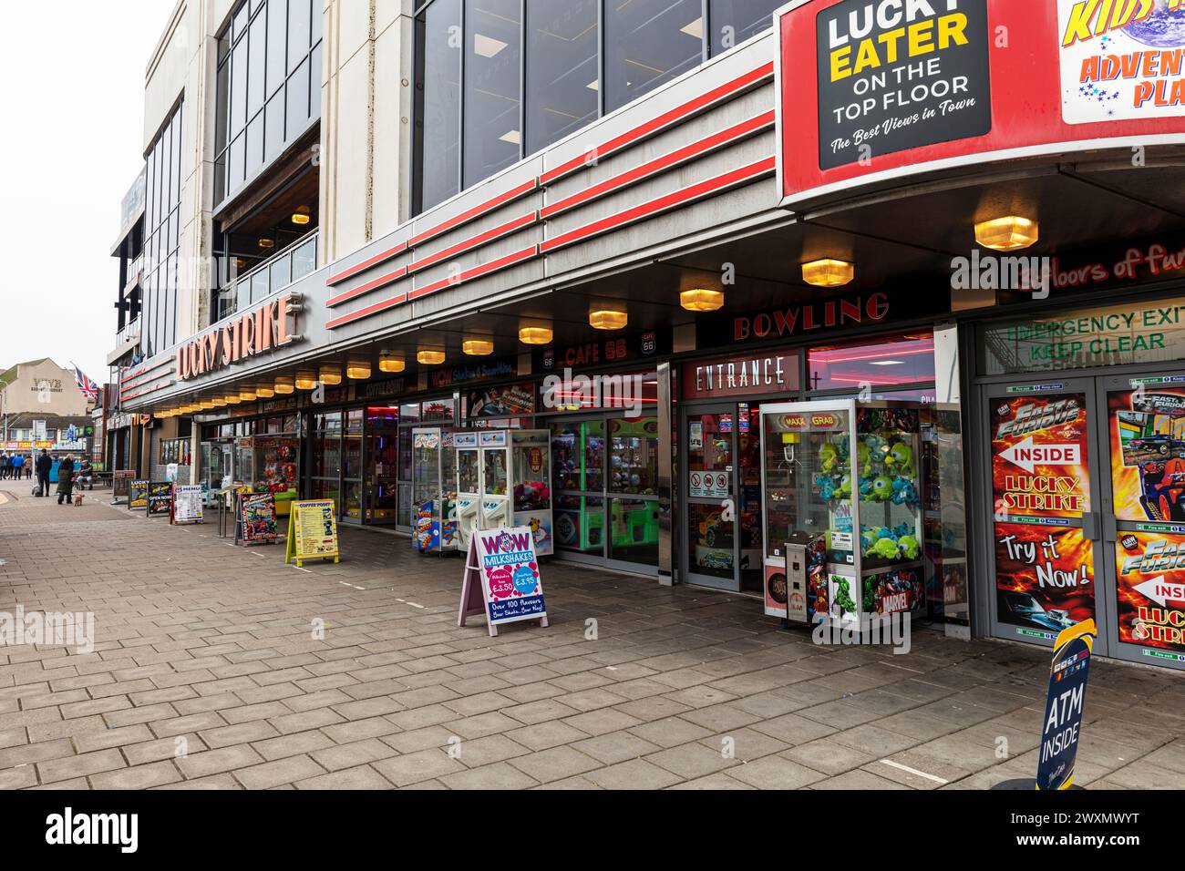 Skegness, Lincolnshire, UK, England, Skegness entertainment, bingo ...