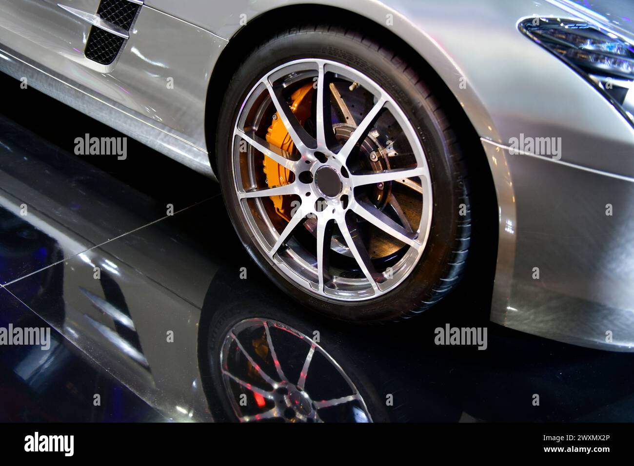 Power disc brakes hi-res stock photography and images - Alamy