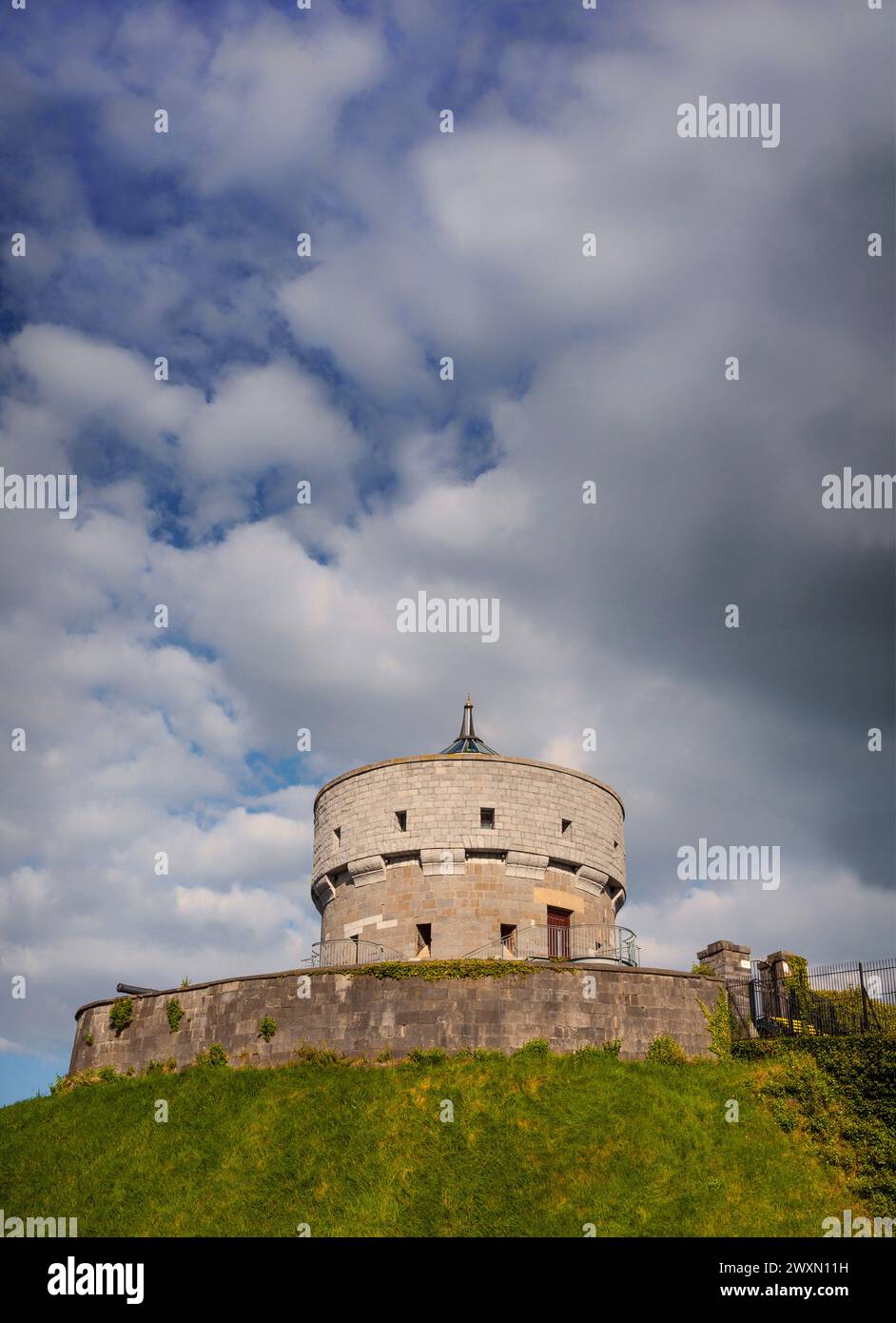Millmount tower hi-res stock photography and images - Alamy