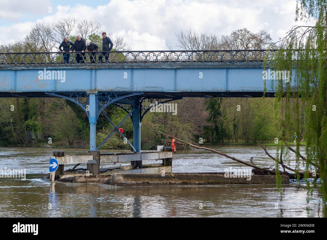 Cookham, Berkshire, UK. 1st April, 2024. Following heavy rain and ...