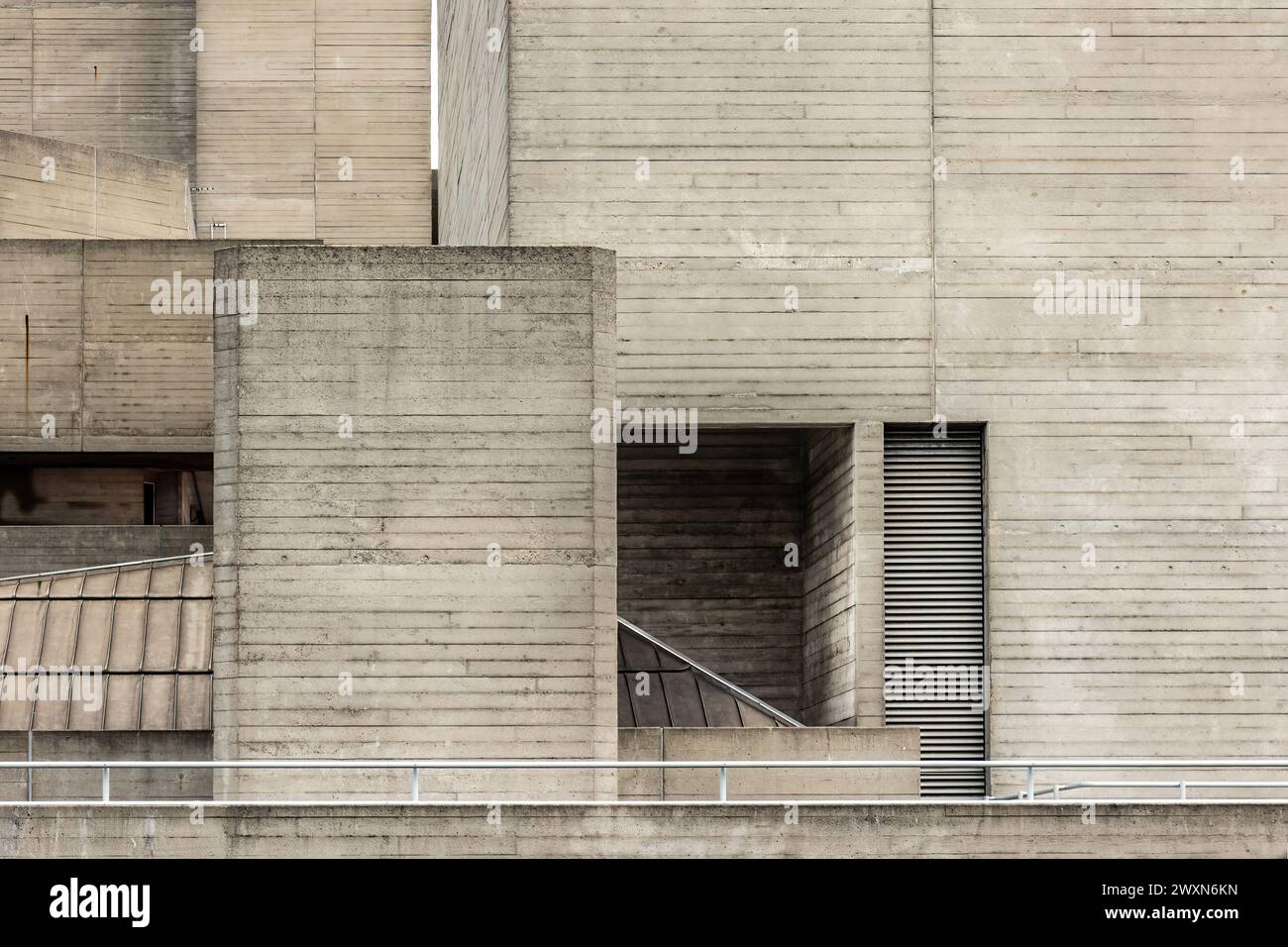 Iconic brutalist buildings london hi-res stock photography and images ...
