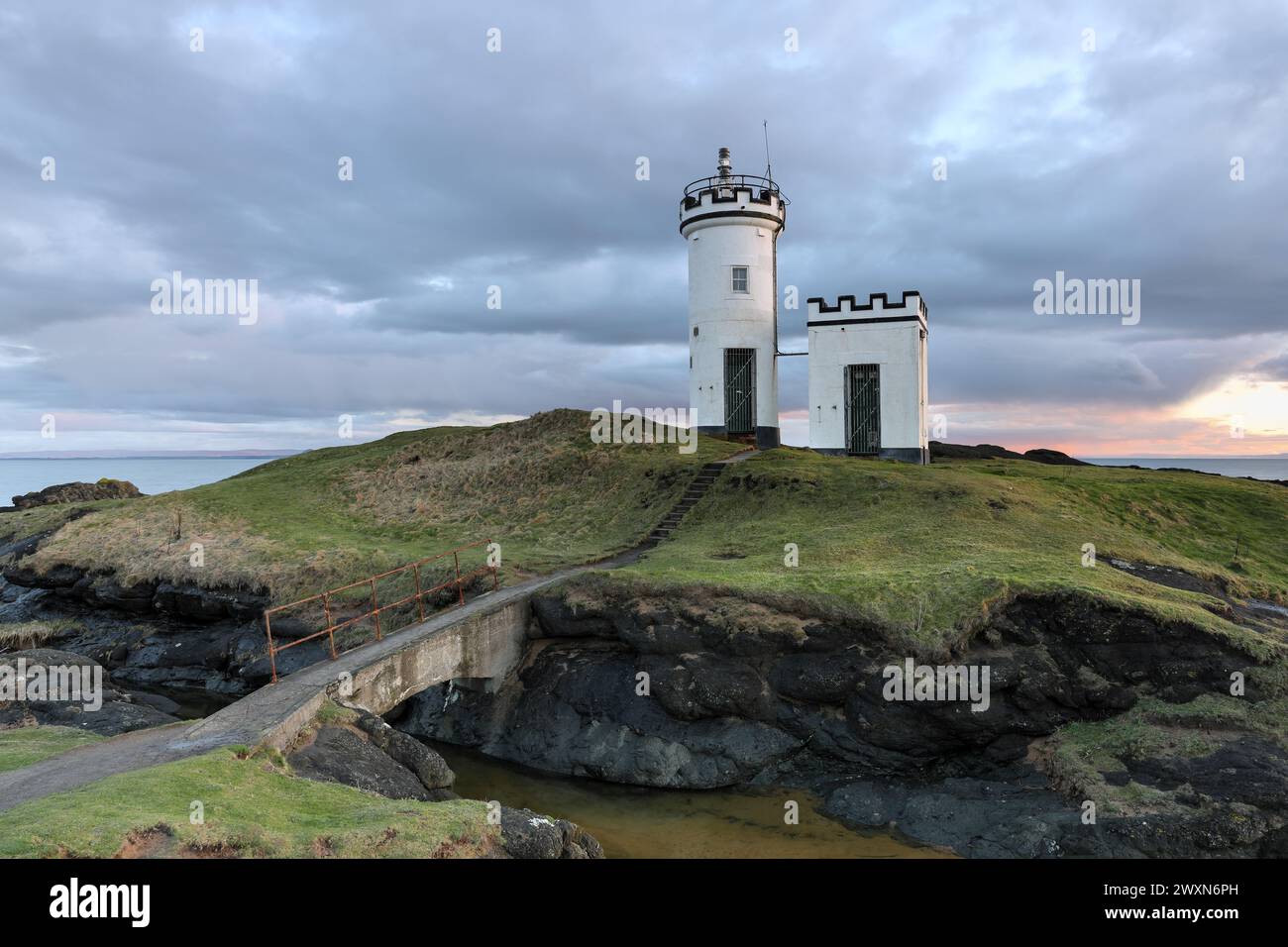 Elie Ness Lighthouse, Ruby Bay, Elie, Fife, Scotland, UK Stock Photo ...