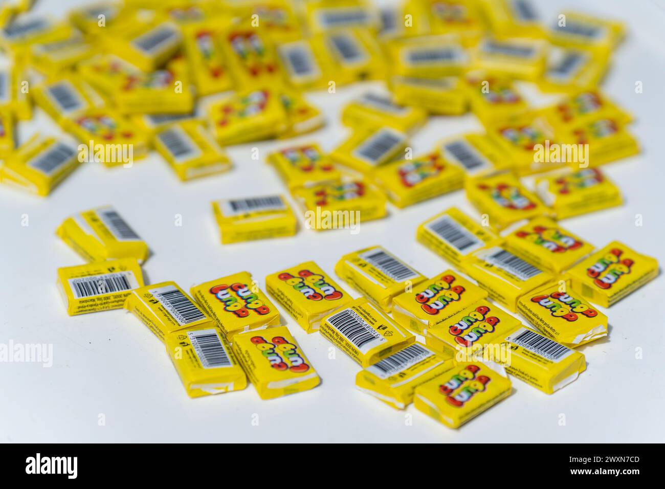 Cunga Lunga . The iconic yellow wrapped chewing gums delight Stock ...