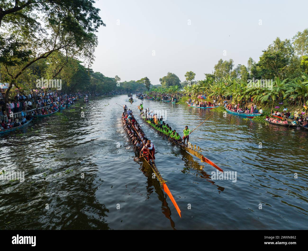 Boat race in bangladesh hi-res stock photography and images - Alamy