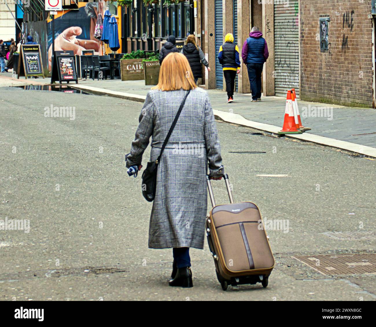 Glasgow, Scotland, UK. 1st April, 2024: UK Weather: Cloudy weather ...