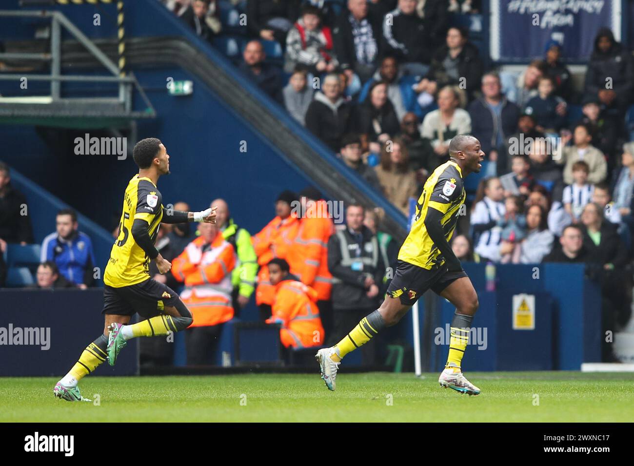 Edo Kayembe of Watford celebrates his goal to make it 0-1 during the ...