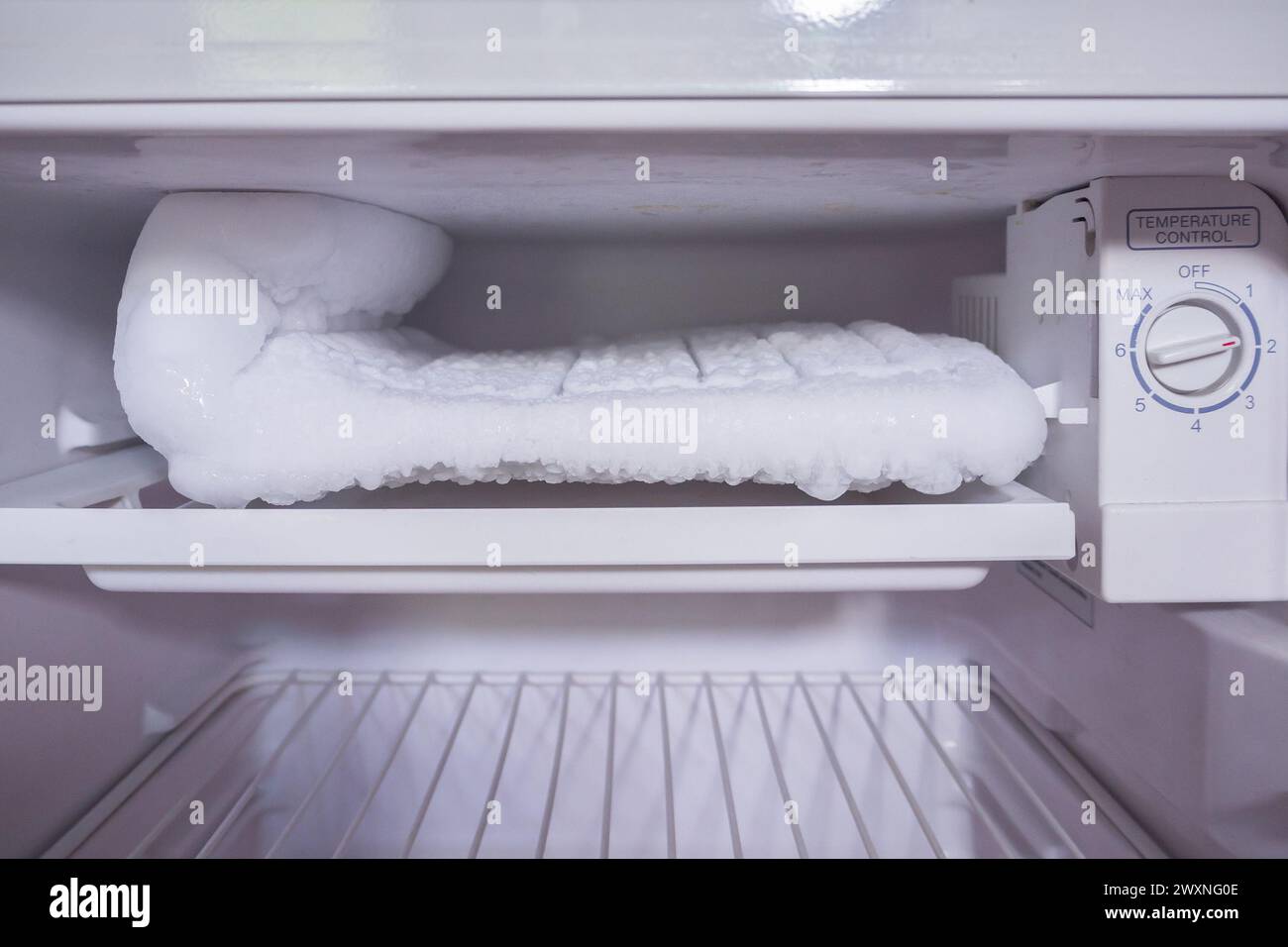 Freezer problem hi-res stock photography and images - Alamy