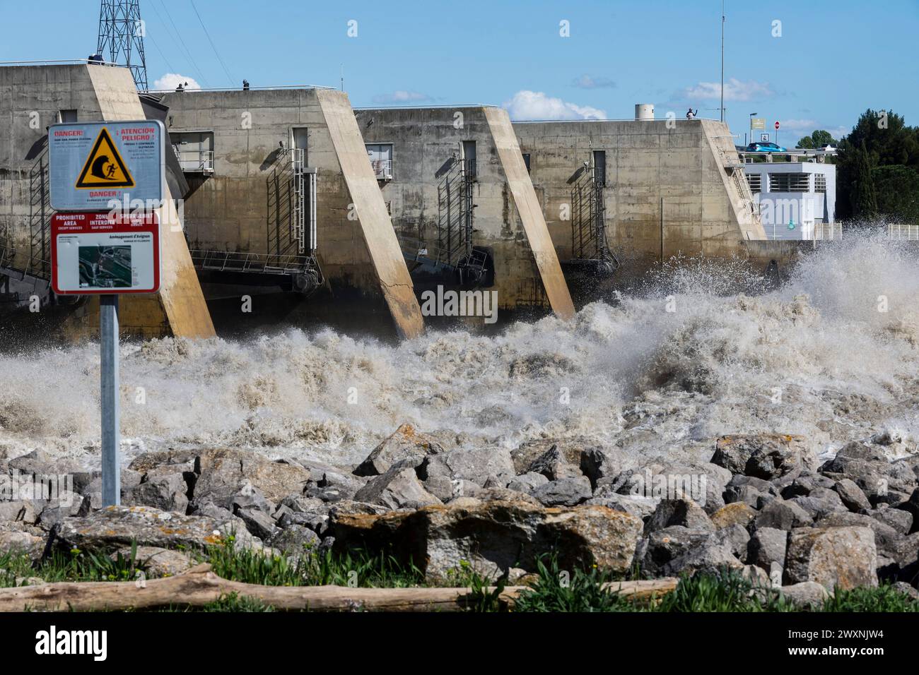 Barrage inondation hi-res stock photography and images - Alamy