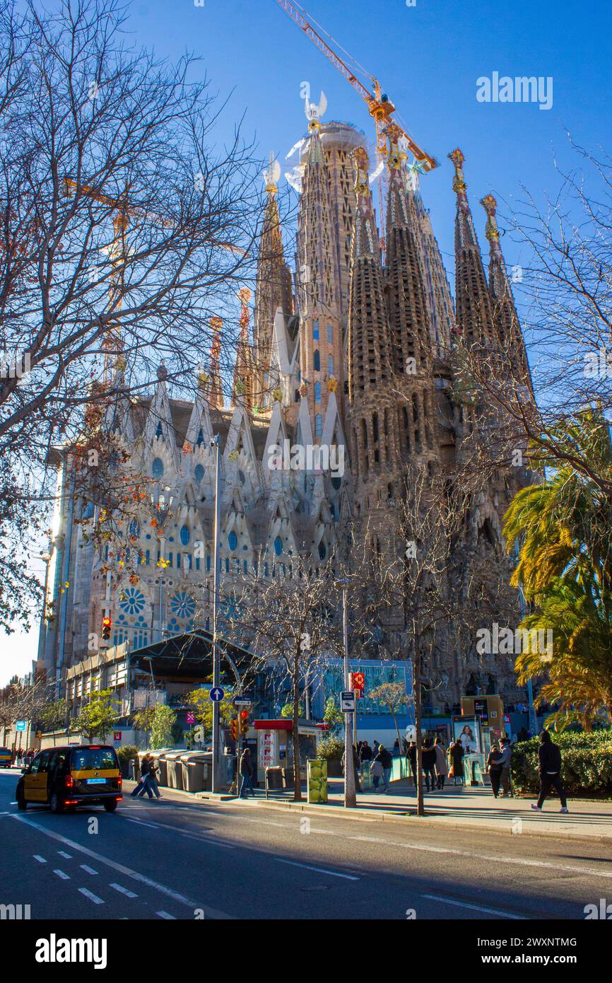 Basílica sagrada familia hi-res stock photography and images - Alamy