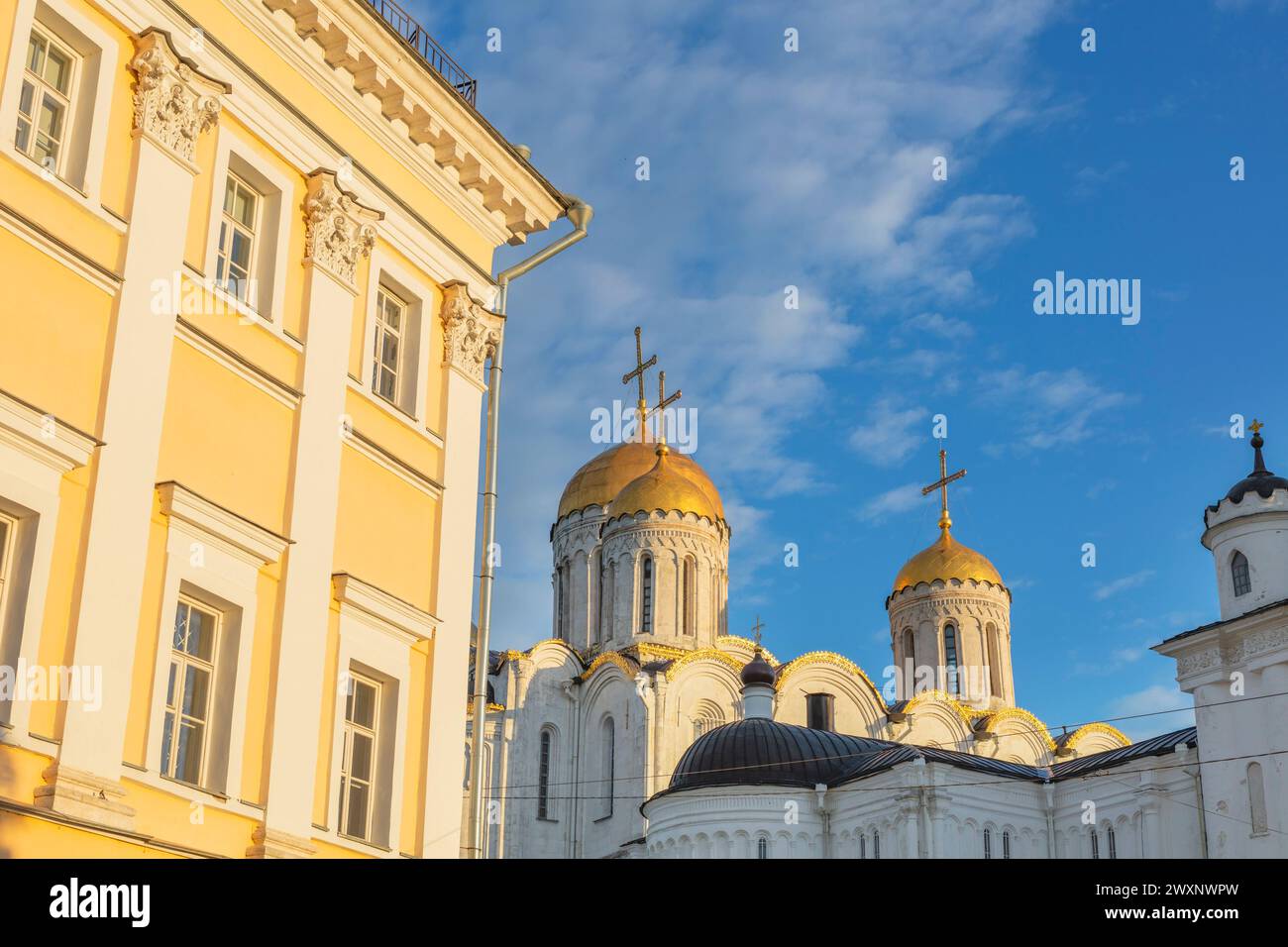 12th century dormition cathedral hi-res stock photography and images ...