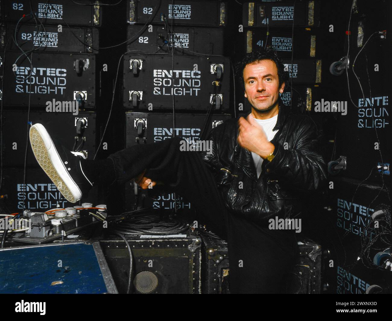 Golden brown by the stranglers hi-res stock photography and images - Alamy