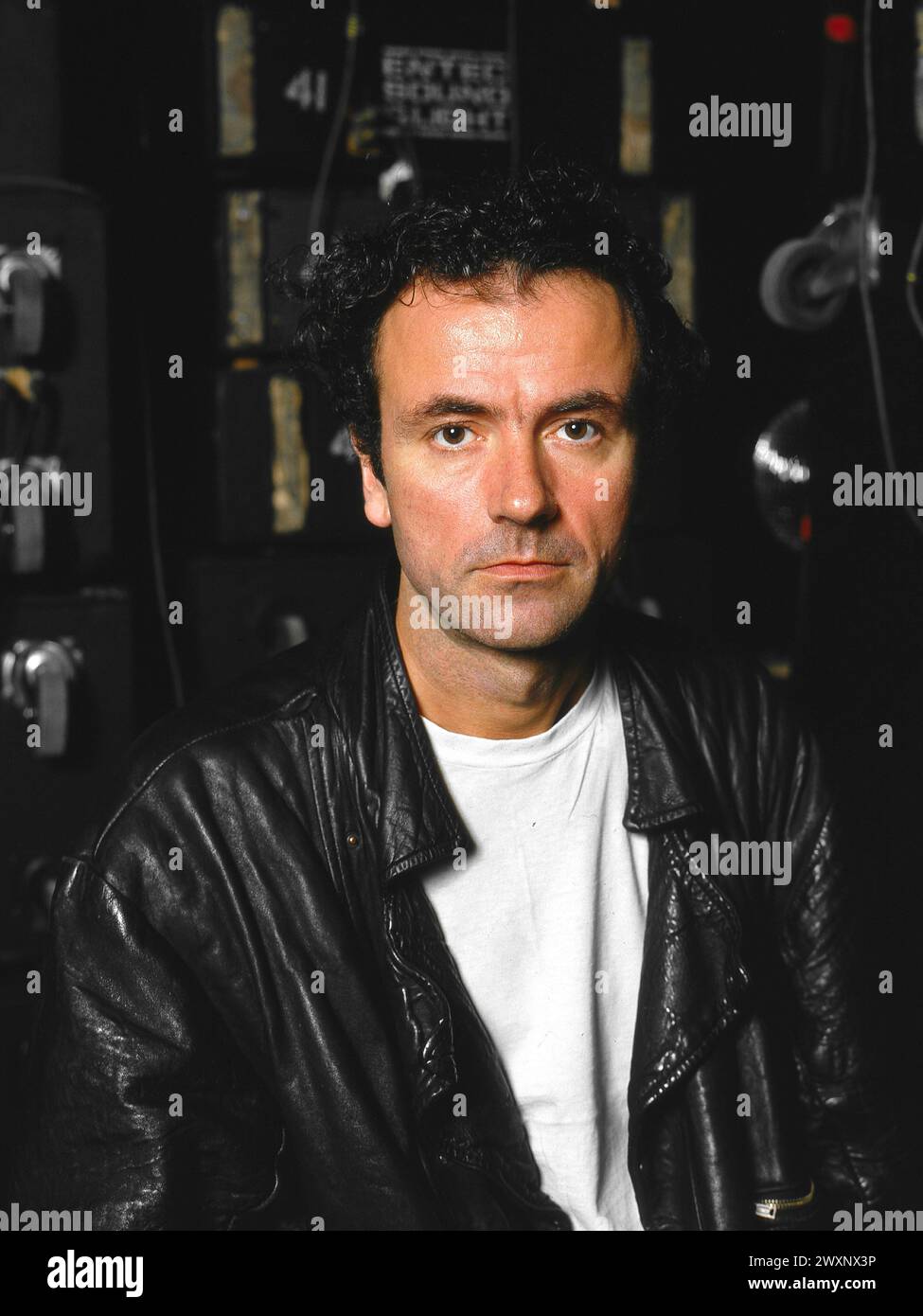 Golden brown by the stranglers hi-res stock photography and images - Alamy