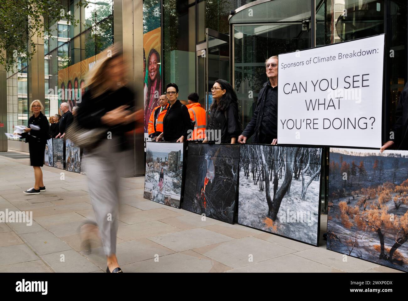 9th Oct 2023. Standard Chartered Bank offices, City of London, UK ...